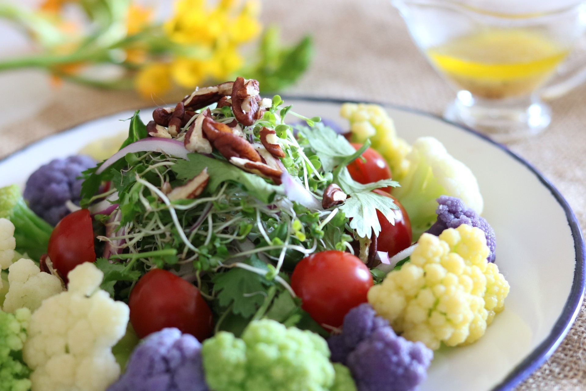 メインにもなる！基本の「フレンチサラダ」レシピ - macaroni