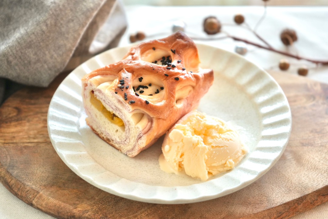 お芋づくしで大歓喜。タリーズ「むらさきOIMOロールスティック」はこの秋必食のパン - macaroni