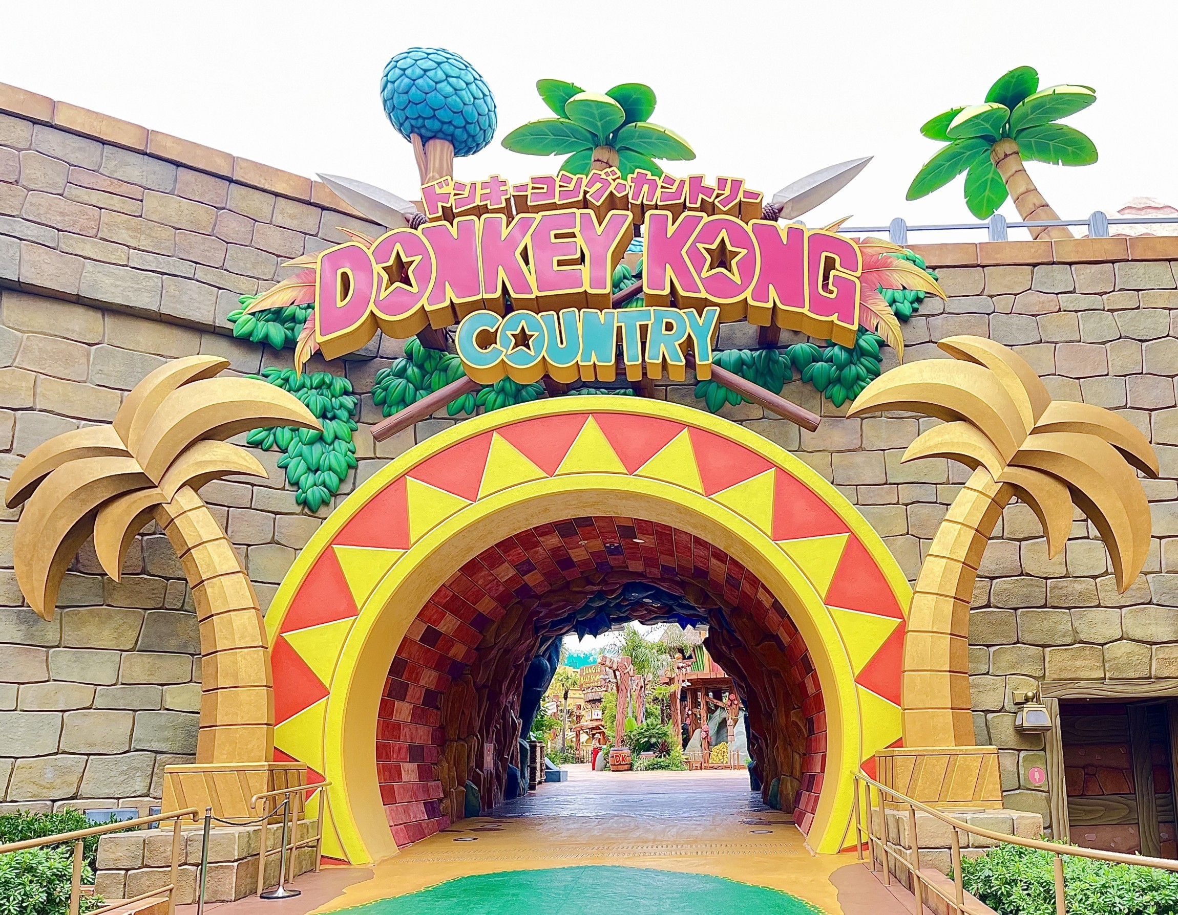 【USJ】ついにオープン！新エリア『ドンキーコング・カントリー』アトラクションやフードなど注目ポイントをレポ - macaroni