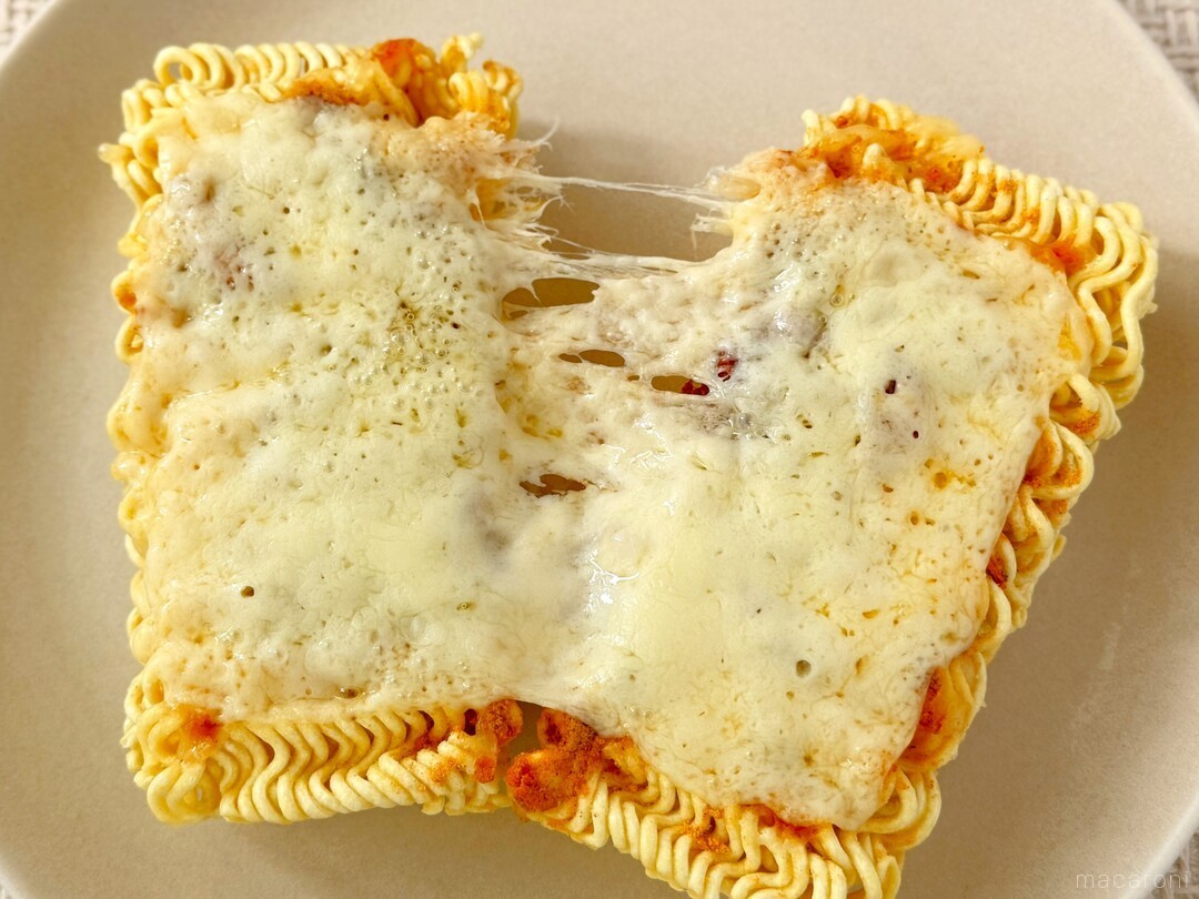 韓国のSNSで流行中？袋麺を使ったトースターアレンジが新感覚の食べ方だった - macaroni