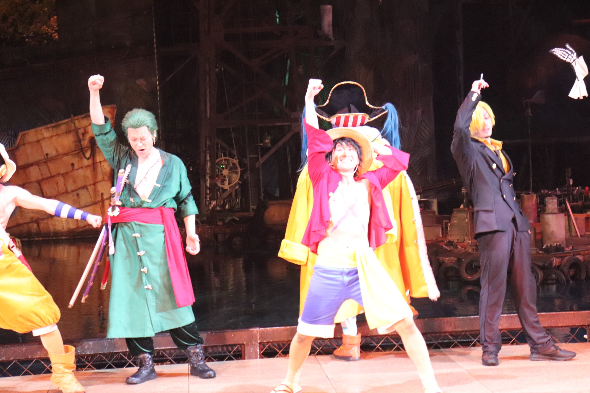 USJ『ワンピース・プレミア・サマー 2025』7/1に開幕！超熱狂＆超興奮のショーをレポ。新作フードやグッズ情報も - macaroni