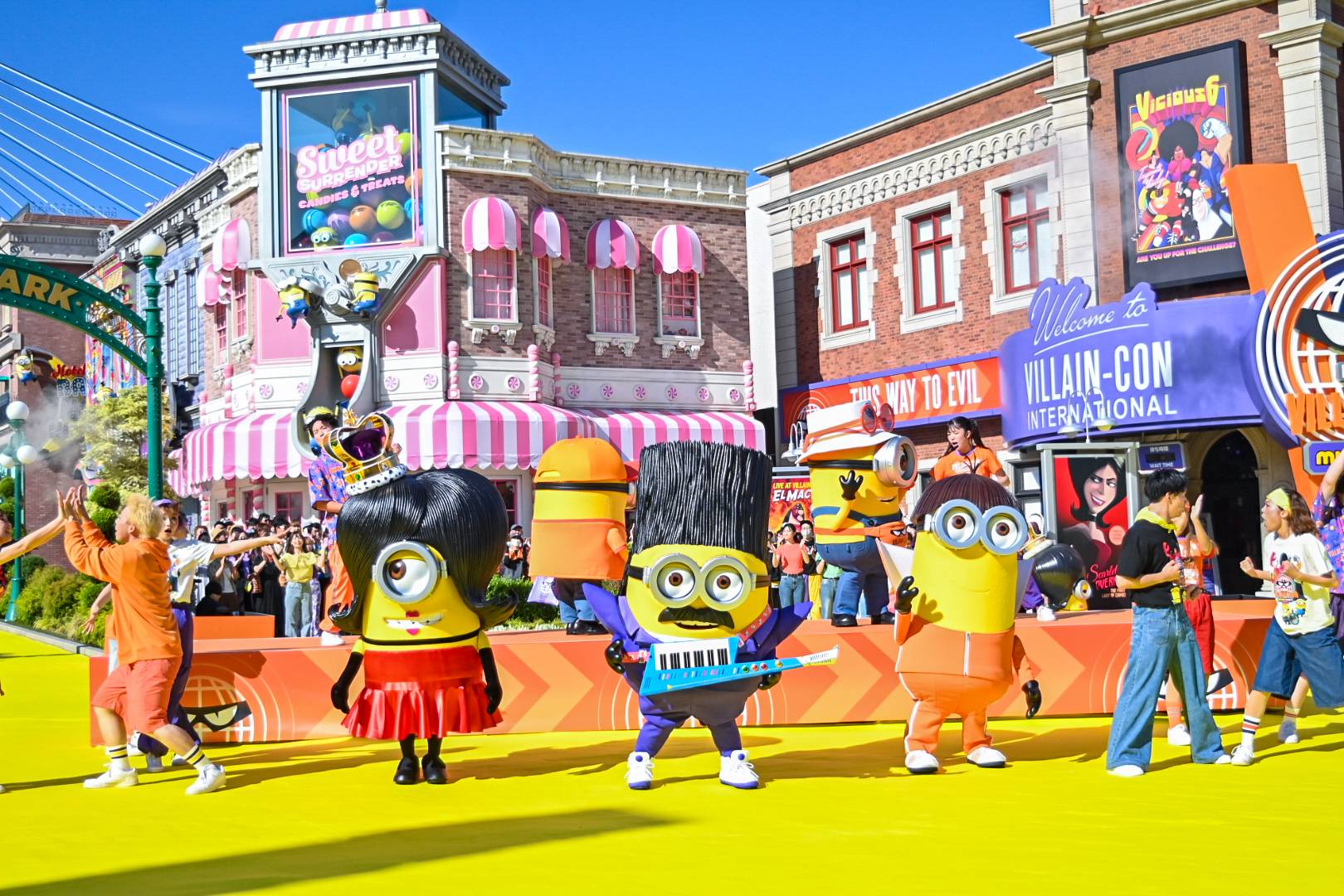 USJ『ミニオン・パーク』が拡張！ハチャメチャ体験ができる「新アトラクション」やフード&グッズが登場 - macaroni