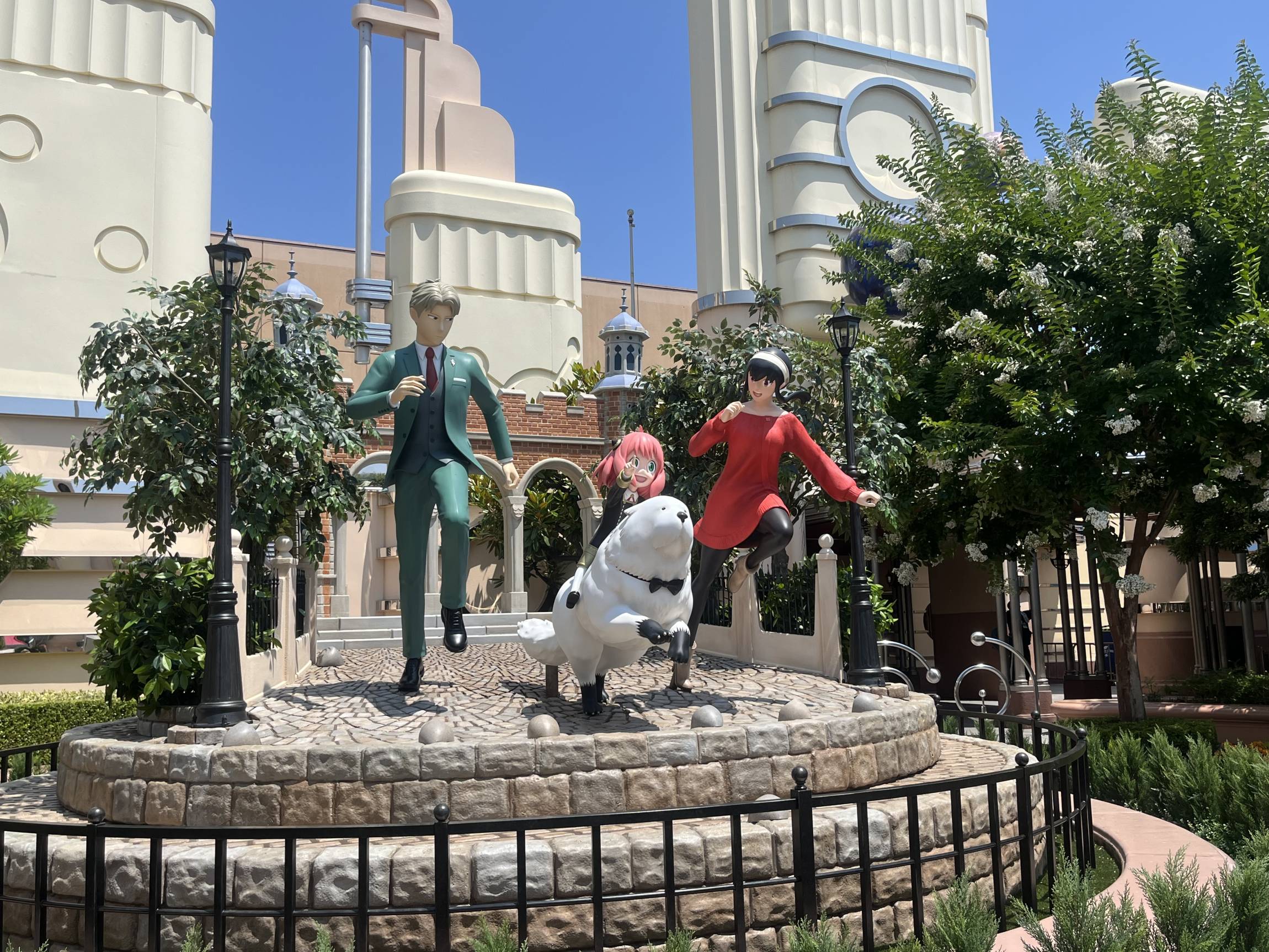 USJ『SPY×FAMILY』とのコラボアトラクションを体験！注目の内容は？ - macaroni