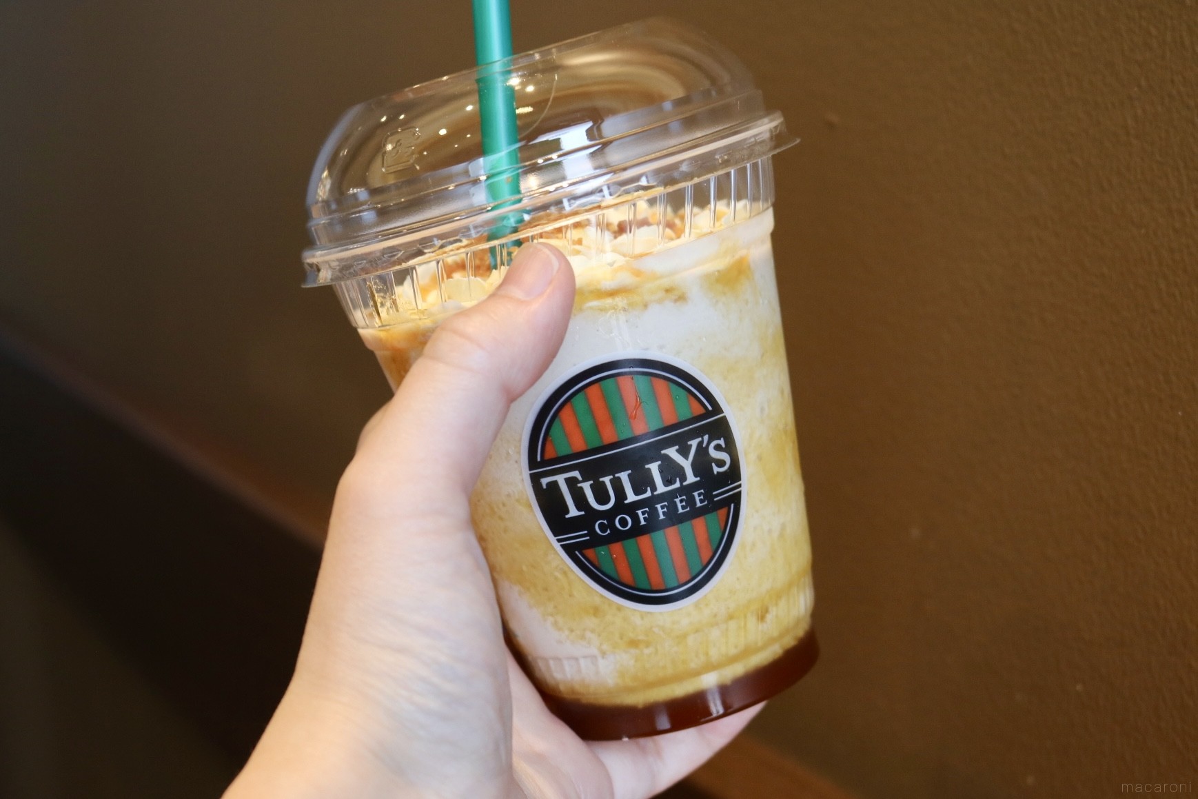 タリーズの秋限定「OIMOドリンク」2種を飲み比べ！今年は “カラメル” でラテとティーシェイクが登場 - macaroni